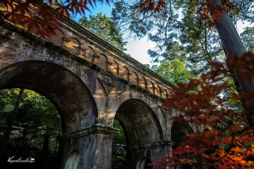 Kyoto: Higashiyama Hues: Discover Kyoto's Autumn Magic - What Makes This Tour Special