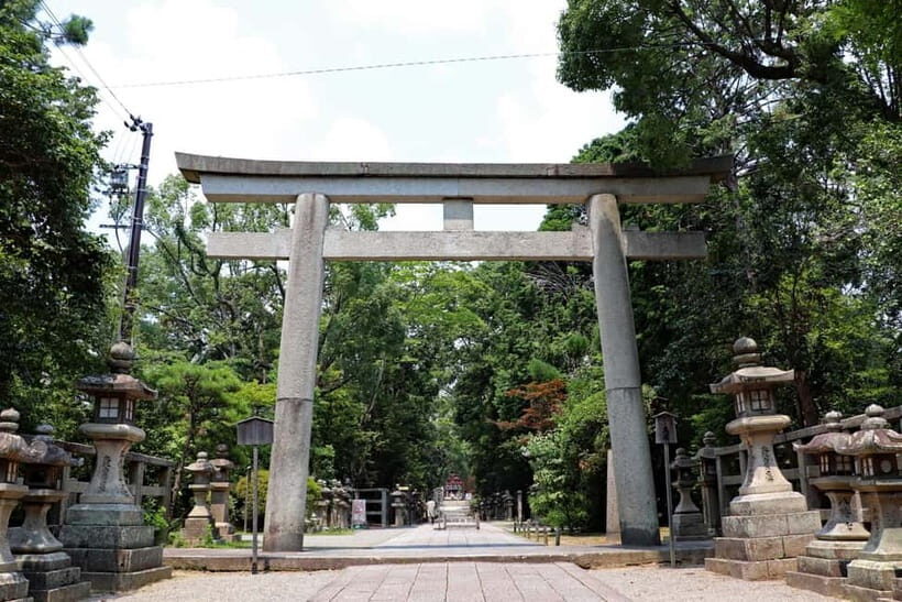 Kyoto: Iwashimizu Hachimang Shrine Guided Tour & Cable Car - What’s Included in the Tour?