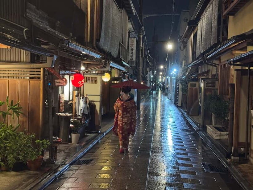 Kyoto Magic Night Walk: Gion & Fushimi Inari(Private Option) - How the Tour Is Structured