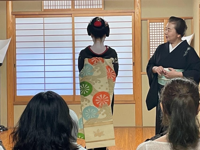 Kyoto: Meet the Geisha Maiko with Gion Walking Tour - What Real Travelers Say