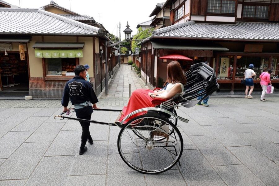 Kyoto: Private Rickshaw Tour of Gion and Higashiyama Area - The Itinerary in Detail