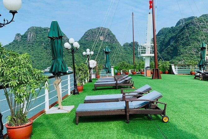 La Charm Cruise 2 day Explore Halong and Lan Ha Bay from Hanoi - Day 2: Sunrise, Caves, and Return to Hanoi