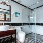 La Charm Cruise 3 Day sExplore Halong Bay & Lan Ha Bay from Hanoi - FAQ