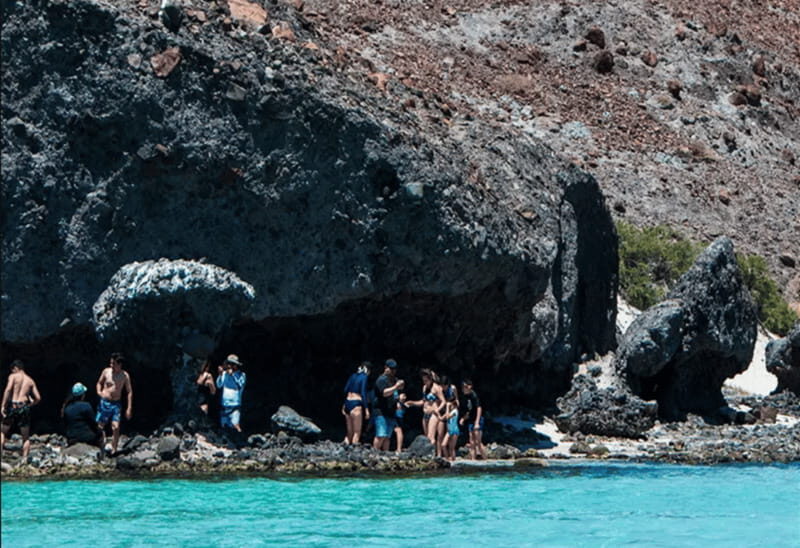 La Paz: Boat ride to Espiritu Santo island and sloop - The Logistics