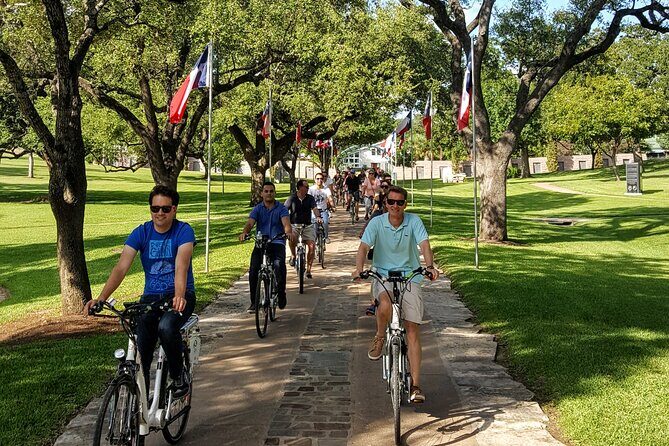 Ladybird Lake Tour on an e-bike - What Makes This Tour Stand Out?