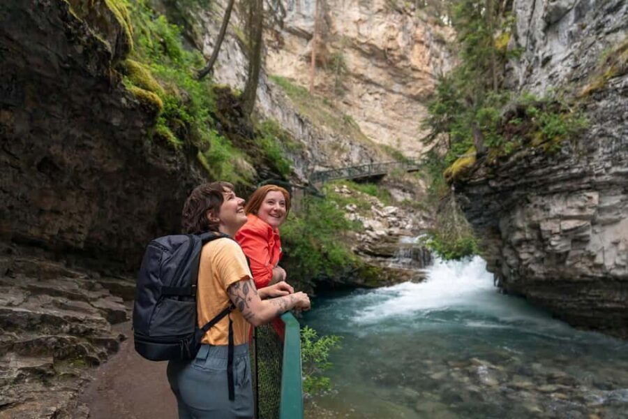 Lake Louise,Moraine Lake,Yoho NP,Johnston Canyon & BanffTour - Who Will Love this Tour?