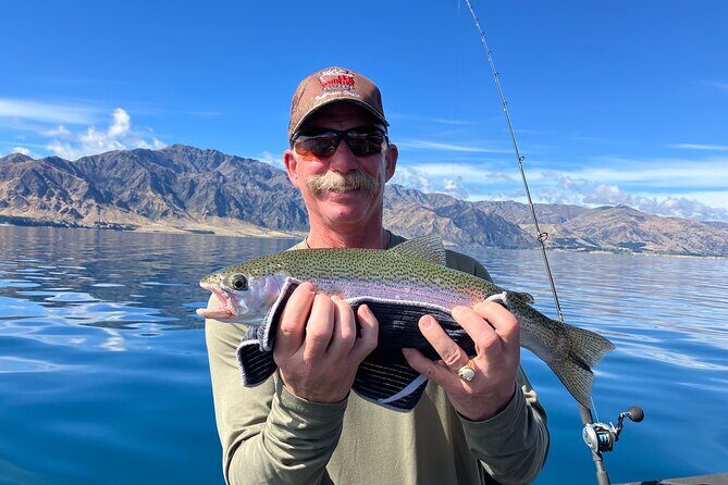 Lake Wakatipu Queenstown: 3 Hour Fishing Adventure by Boat - The Quality of the Guides and Equipment