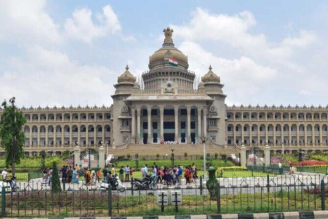 Lalbagh+Bull Temple+Tipu Palace+Market+Lunch=Bangalore City Tour - Final Thoughts on the Bangalore City Tour