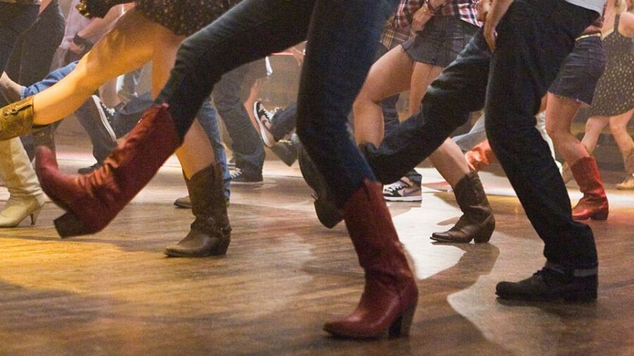 Las Vegas: Country Bar Crawl by Party Bus w/ Mixed Drinks - Returning to the Starting Point