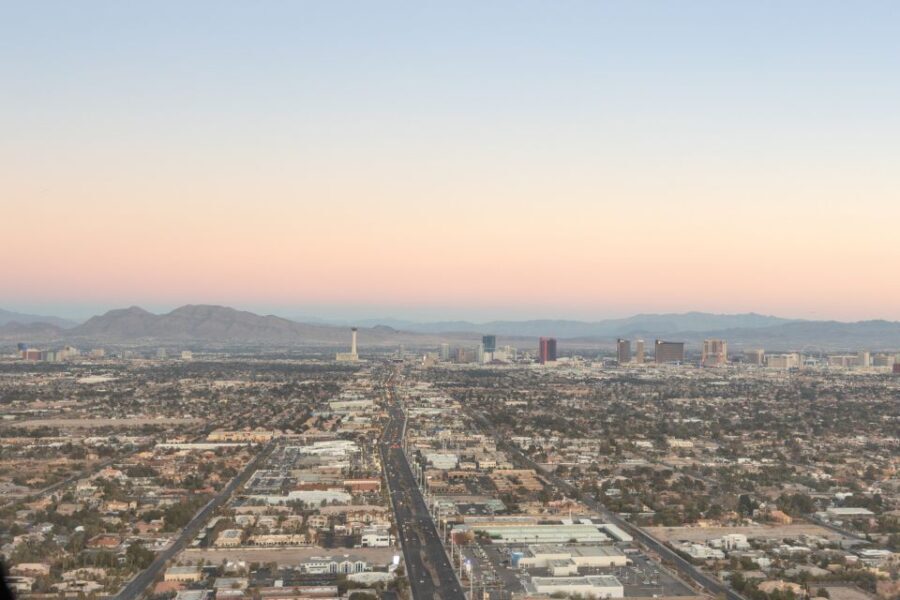 Las Vegas: Helicopter Night Flight over the Strip - The Helicopter Ride: What to Expect