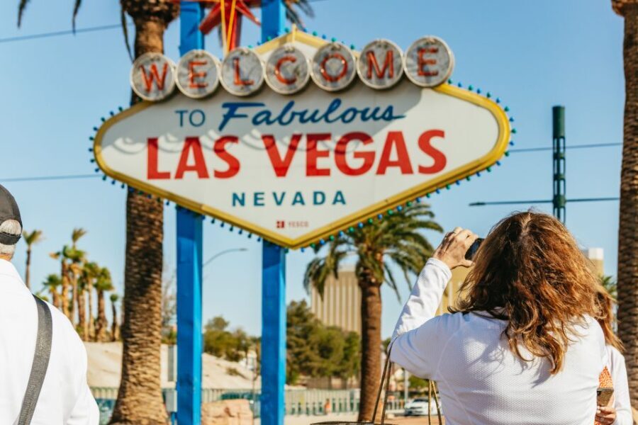 Las Vegas: Hoover Dam Ultimate VIP Tour with Lunch - Transportation & Comfort