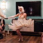 Las Vegas: Immersive 1920s Night Tour with Cocktails & Flask - Exploring the Details of the Tour