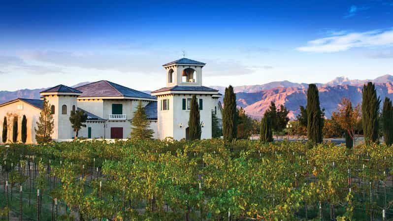 Las Vegas / Pahrump Wine Tasting Tour and snacks - An In-Depth Look at the Pahrump Wine Tasting Tour
