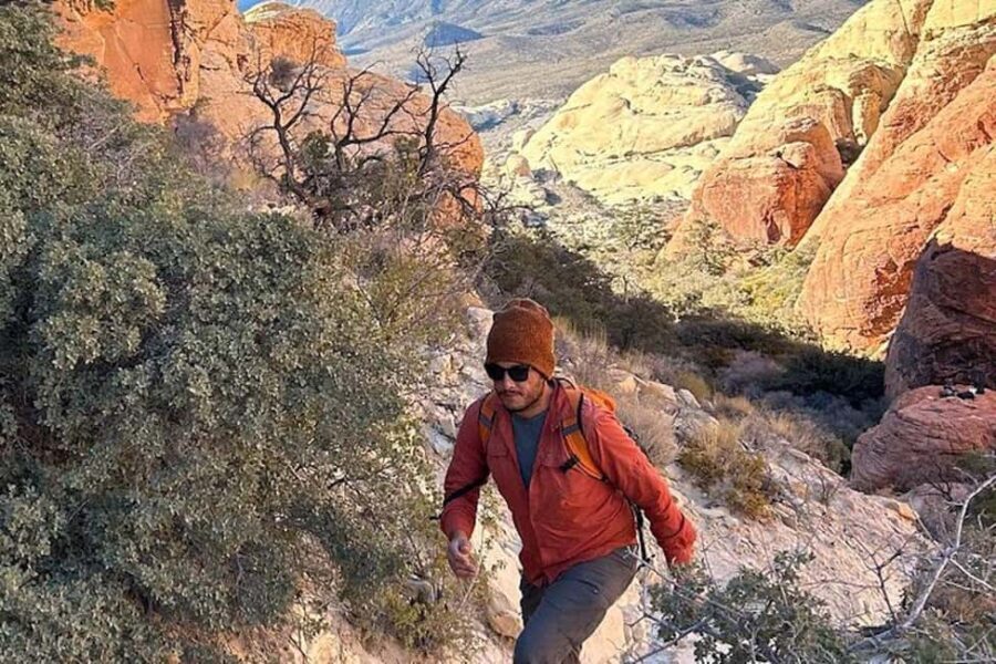 Las Vegas: Red Rock Canyon Guided Hike with Pickup - The Itinerary in Detail