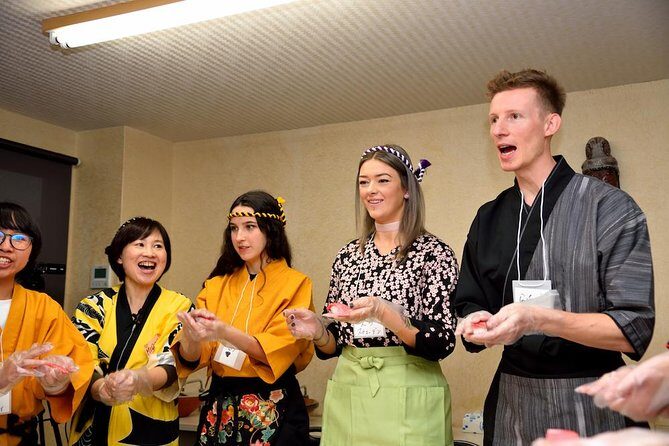 Learn How to Make Sushi! Light class- Nara School - The Realistic Pros and Cons