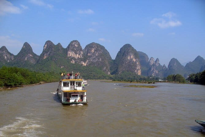 Li River Cruise and Yangshuo Private Day Tour from Guilin - How the Tour Balances Value and Authenticity