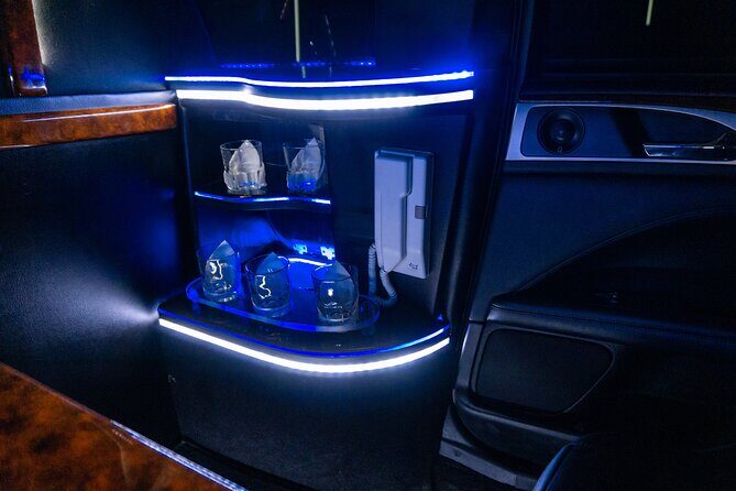 Lincoln Stretch limo from Cancun Hotel Zone to Cancun Airport - Who Will Benefit Most?