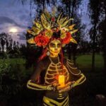 Live Noche de Muertos at Xochimilco: Dinner and local beers - The Itinerary in Detail