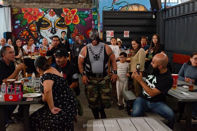 Live the Fight together with a Tacos and Tequila Fighter and more - The Itinerary and Experience Structure
