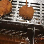 Local Izakaya Japanese Traditional Bar Hopping in Osaka Namba - What’s Included and What to Expect