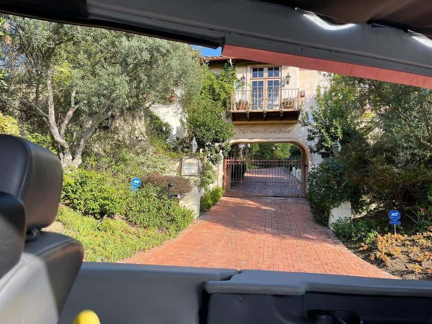 Los Angeles: Celebrity Homes and Movie Scenes Bus Tour - Price and Value