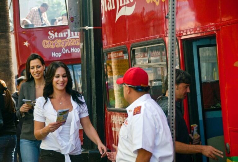 Los Angeles: Hop-On Hop-Off Bus Tour with Audio Guide