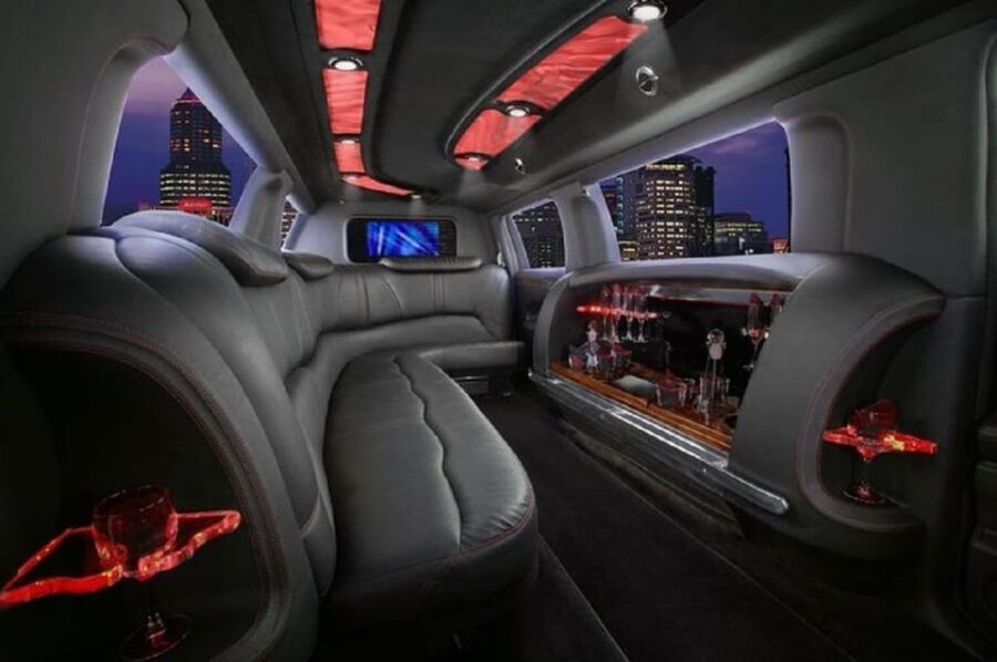 Los Angeles: Private Sightseeing Tour in a Limousine - 4hrs - Exploring LA in Style: What to Expect