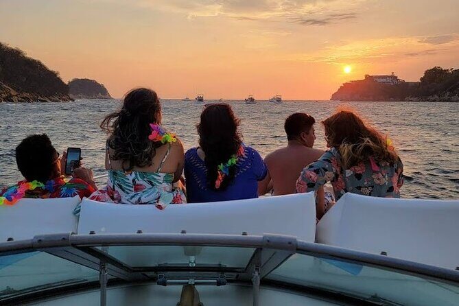 Los Cabos Private Yacht Tour, Water Activities, Lunch and Drinks - Who Is This Tour Best For?