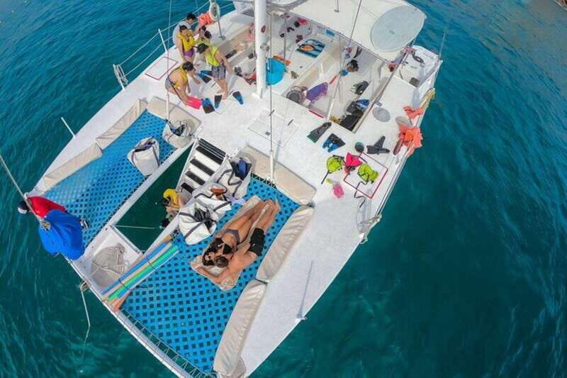 Los Cabos: Snorkeling Tour with Lunch and Open Bar - What Makes This Tour Stand Out?