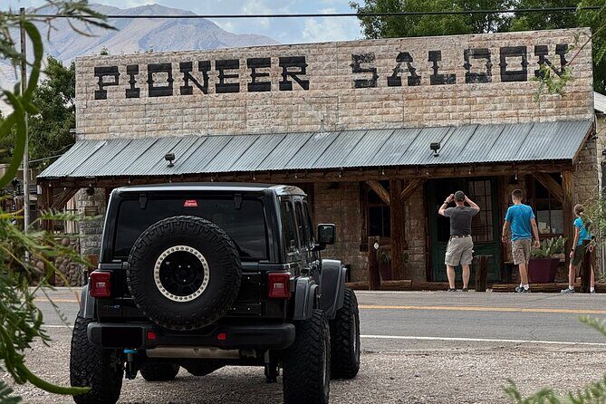 Luxury 4x4 Scenic Desert Tour from Las Vegas - Who Should Consider This Tour?