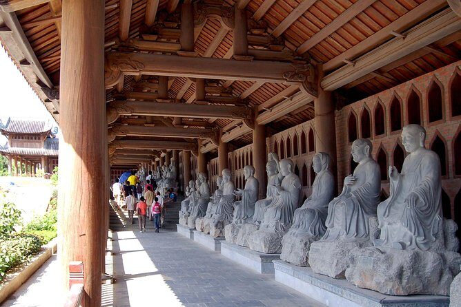 Luxury Bai Dinh - Trang An - Mua Cave with Buffet Lunch - What Makes This Tour Stand Out?