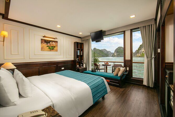 Luxury Cruise 5 star Top Tier Lan Ha bay 2D1N/ 3D2N - Guides and Service: A Consistent Highlight