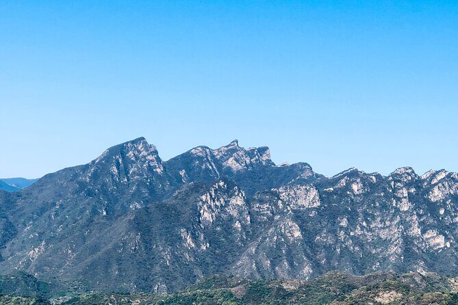Luxury Day Trip To Visit Mutianyu Great Wall All Be Included - The Guides Role and Tips