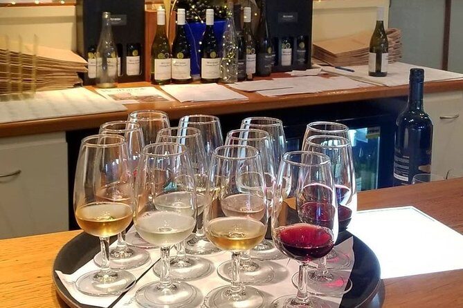 Luxury Private Auckland Wine & Beach Tour with Lunch - Top Highlights of the Tour