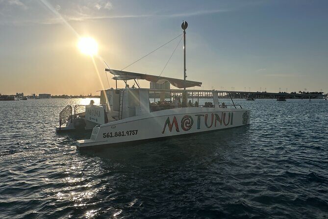 Luxury Sunset Catamaran Cruise - Onboard Amenities and Experience