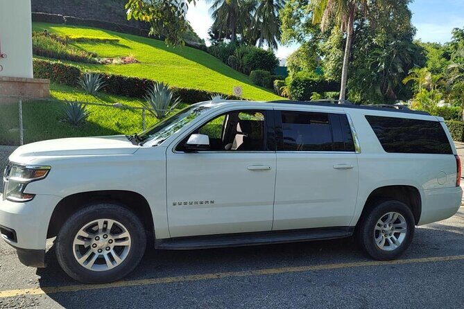 Luxury Transportation SUV Airport HUX to Bahias Hotels - What to Expect During Your Journey