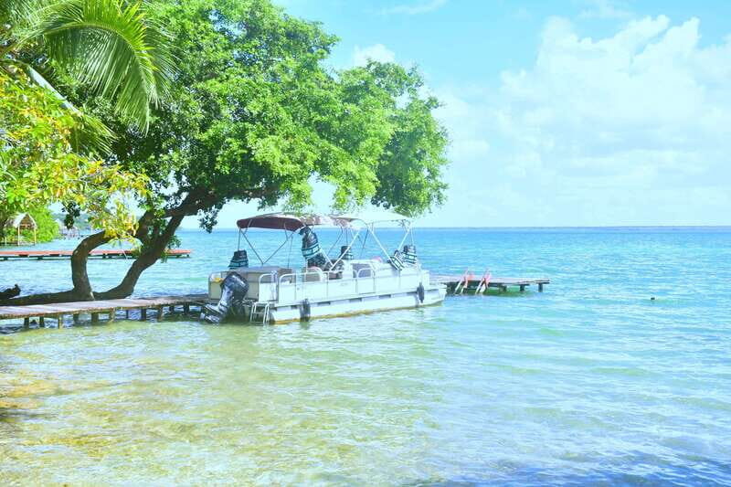 Mahahual: Chacchoben Mayan Ruins and Seven Color Lagoon Trip - The Experience & Highlights