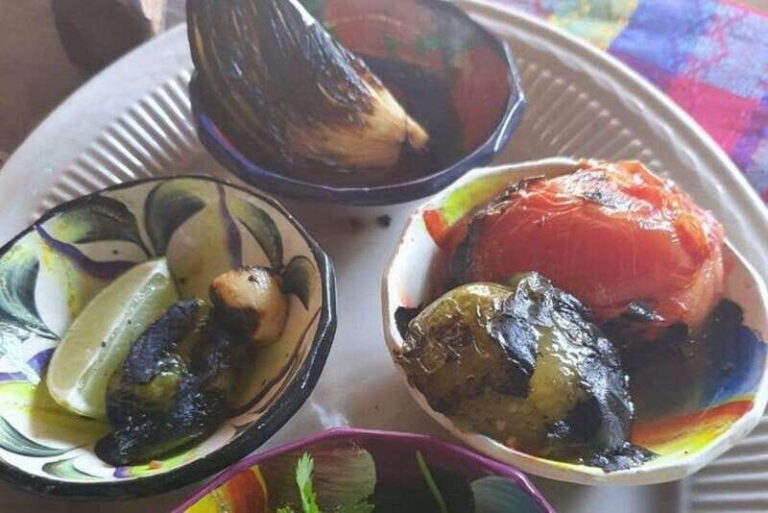 Mahahual: Salsa Cooking Lessons with Beach Break Experience - Analyzing the Value