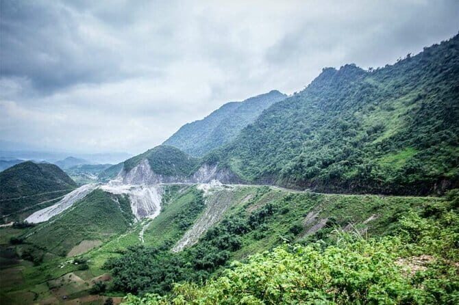Mai Chau Valley 1 Day Tour from Hanoi: Bike and Ethnic Villages - Biking Through Rice Fields and Ethnic Villages
