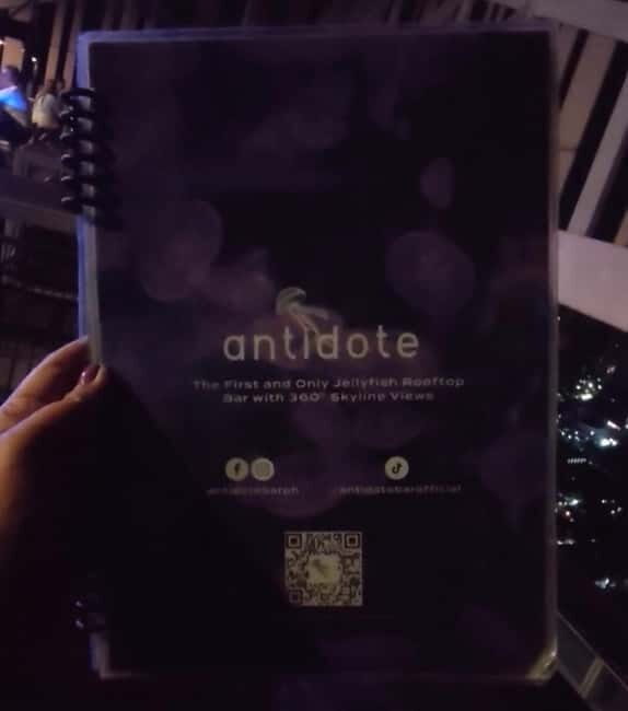 Makati: Poblacion Nightlife Tour with Female Guide - What To Keep in Mind