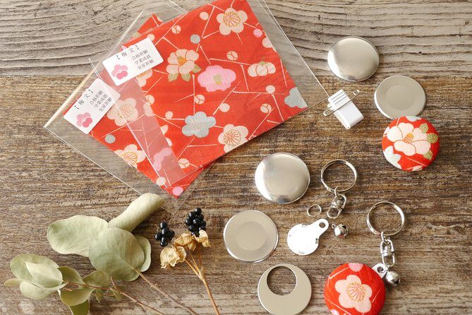 Make unique items with Kimono fabric Kimono fabric badge + Kimono fabric keyring - Why This Craft Matters