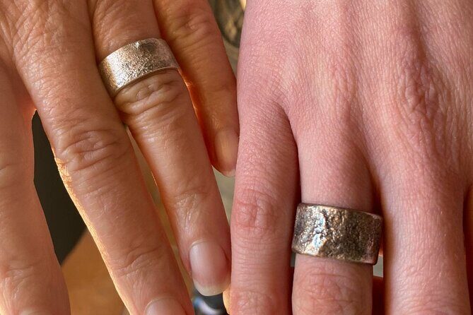 Make your own silver ring in a private jewelry workshop - How the Experience is Structured