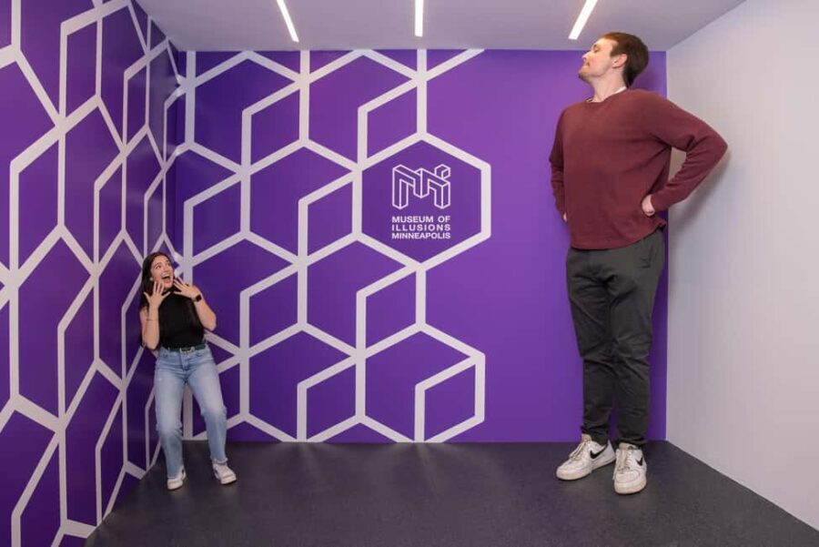 Mall of America: Museum of Illusions Entry Ticket - Discovering the Museum of Illusions at Mall of America