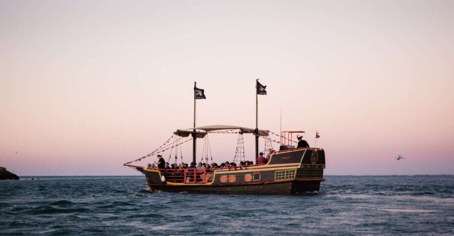 Mandurah: 1.5 Hour Sundowner Cruise - An In-Depth Look at the Mandurah Sundowner Cruise