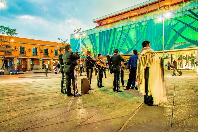 Mariachi Night in Garibaldi and Dinner at Bellini - Who Should Consider This Tour?
