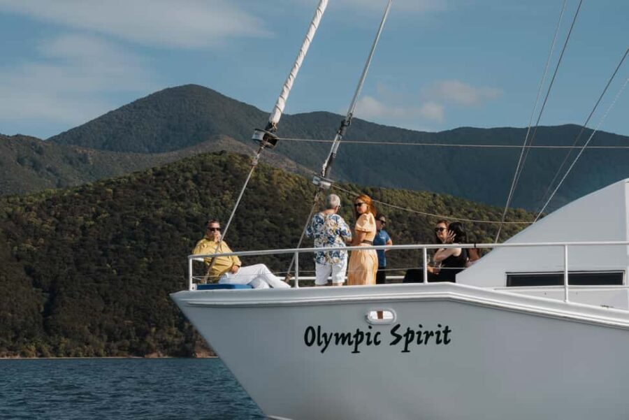 Marlborough Sounds: Greenshell Mussel Cruise - Practical Details