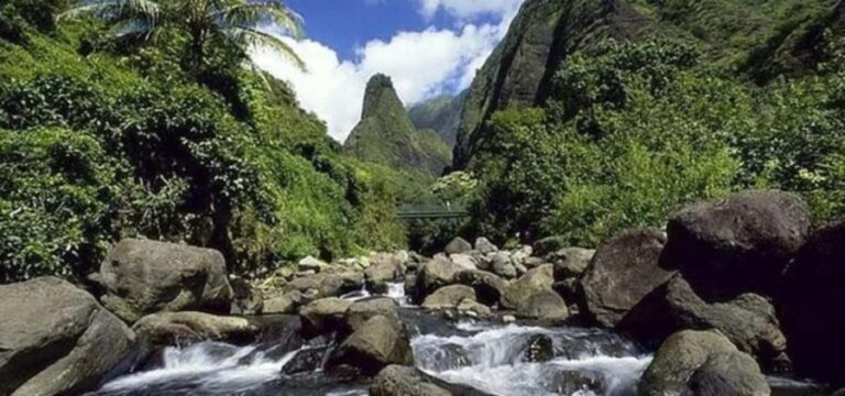 Maui: North Shore and Hana Highway Tour with Breakfast - How the Tour Works