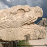 Mayan Experience in Chichen Itza - The Role of the Guide and Visitor Experience