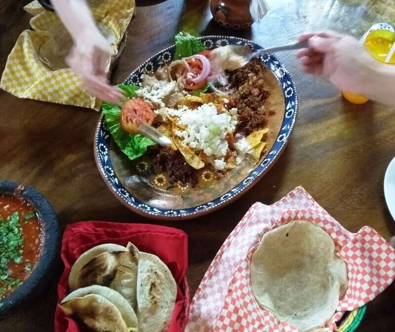 Mazatlan: Barrio Bites Tour in a Traditional Taxi - The Itinerary: What to Expect