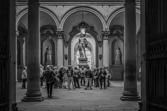 Medici family -Guided city walking Tour - A Detailed Look at the Medici Family Guided Tour